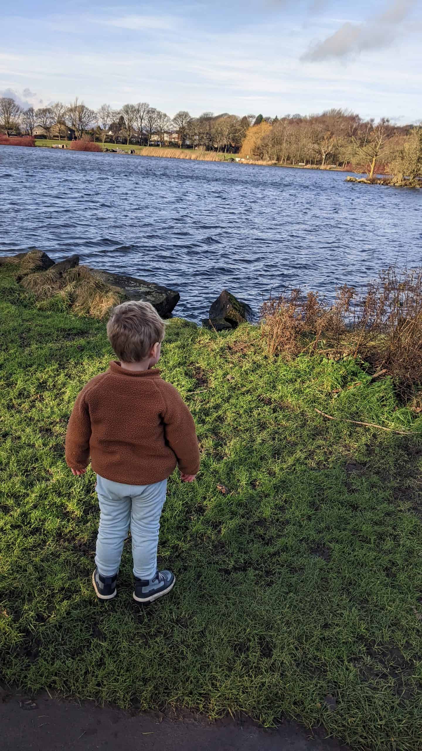 Yeadon Tarn, Leeds Review For Families | Play Park & Trails